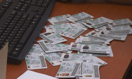 INATRO sem sistema para emissão cartas e matrículas - O País - A ...