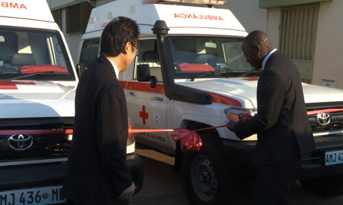 MISAU recebe 28 ambulâncias do Governo do Japão - O País - A verdade ...