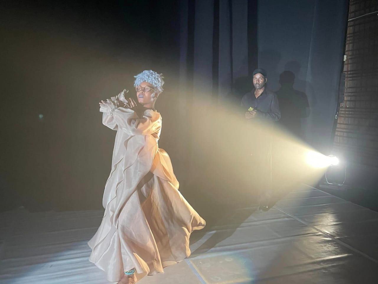 KINANI recebe Bienal de Dança em África na Cidade de Maputo - O País ...