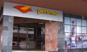 Petromoc desmente Fly Modern Ark e diz que tinha combustível - O País ...