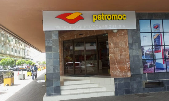 LAM: Petromoc confirma dívida de cerca de 600 milhões de Meticais - O ...