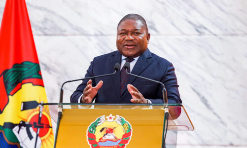 Filipe Nyusi apela à união para o bem da pátria - O País - A verdade ...