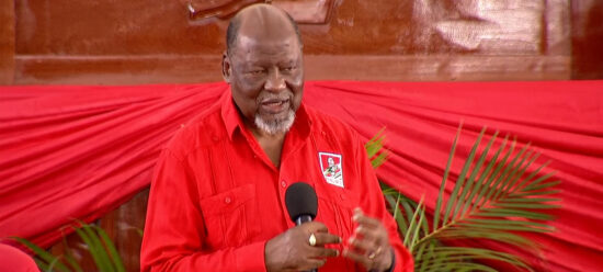 Chissano acredita que com Chapo a Frelimo vai melhorar a vida dos ...