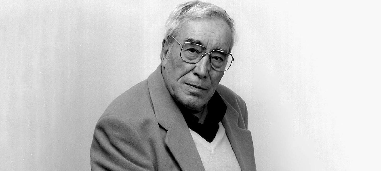 Camões dedica mês de Fevereiro ao escritor português José Cardoso Pires ...