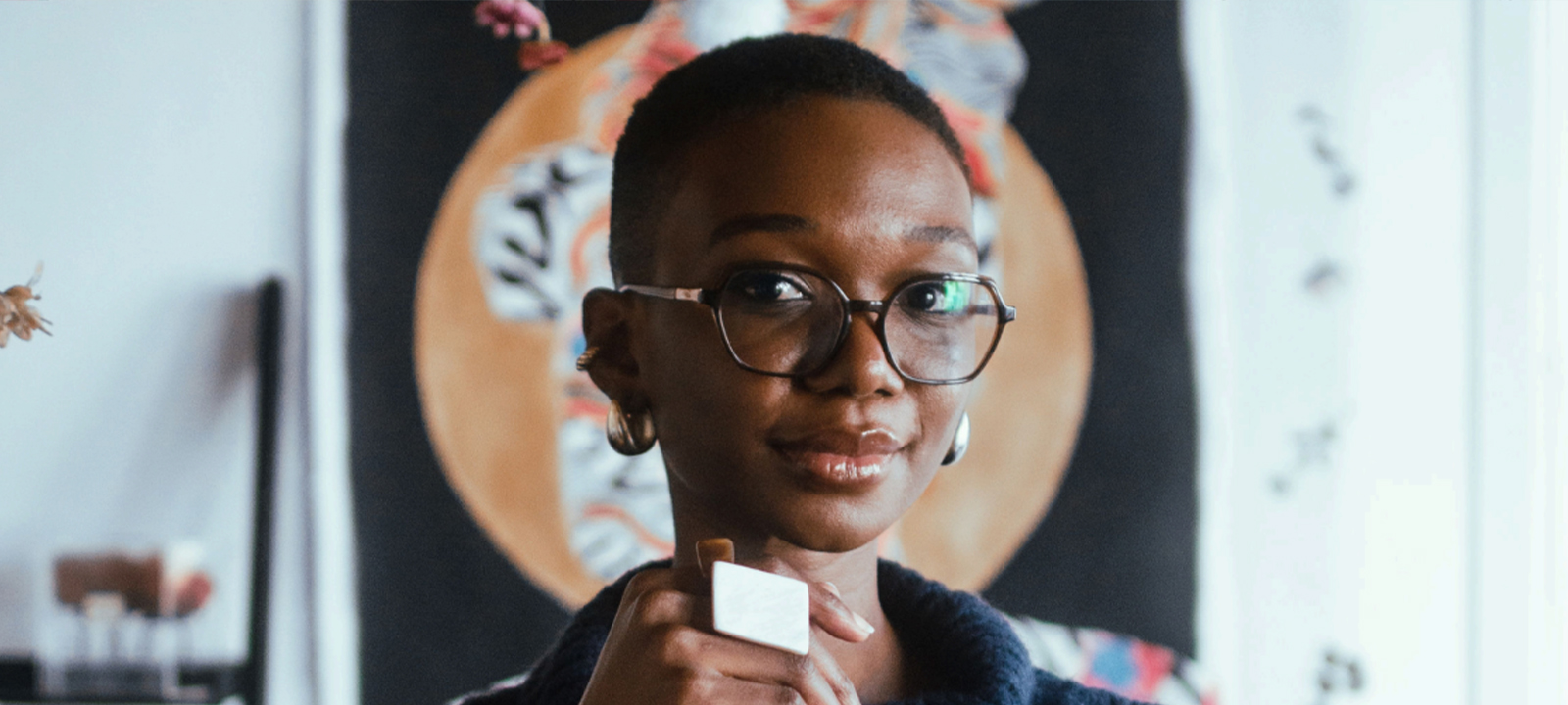 Maria Chale apresenta “Agente da passiva” na FFLC - O País - A verdade ...