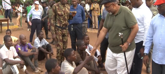 Naparamas entregam-se em Malema e pedem apoio do Governo - O País - A ...