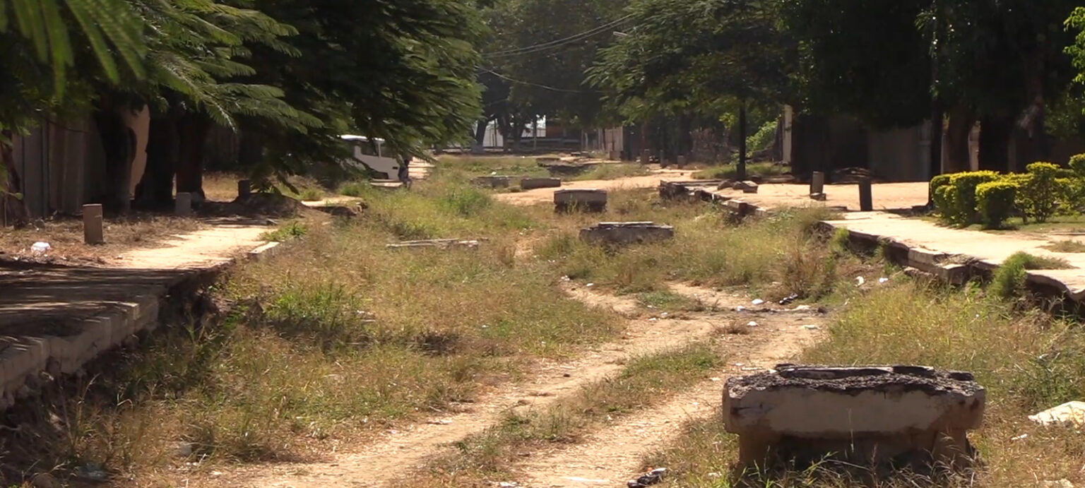 Retomadas obras de reabilitação de estradas em Chókwè - O País - A ...