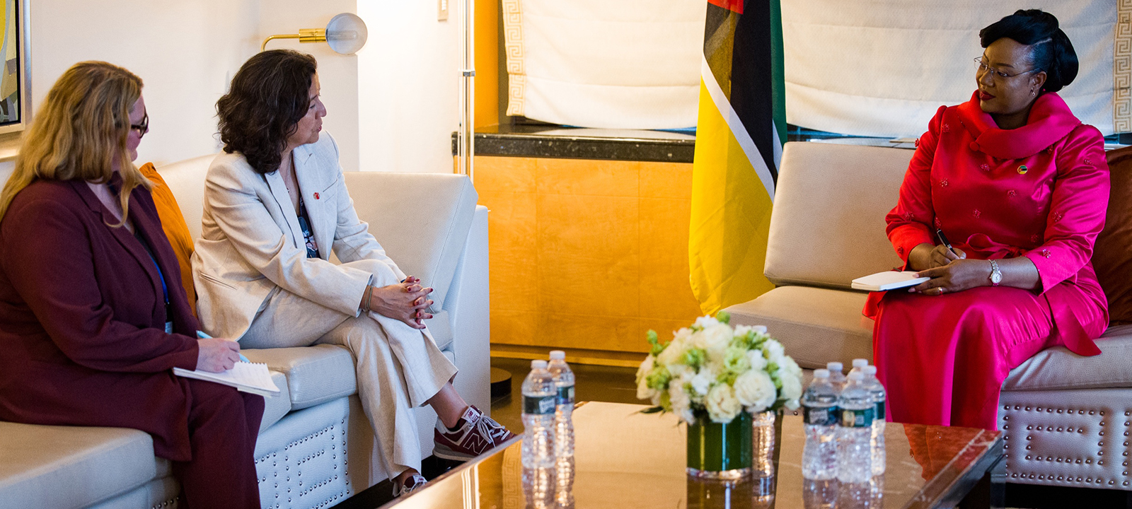 Gueta Chapo elogiada em Nova Iorque pelo compromisso com crianças - O ...