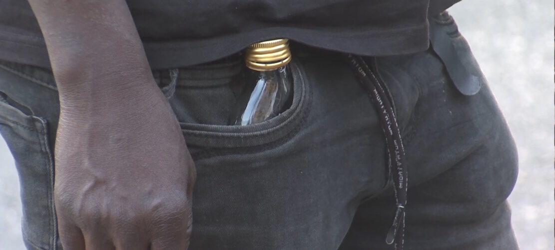 Matola Rio já não quer “xivotxongo” à venda na vila - O País - A ...