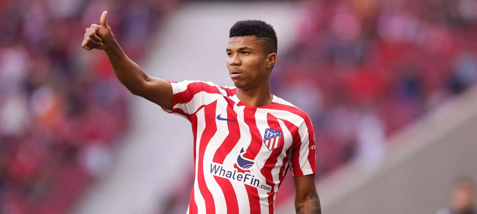 Reinildo já manda no Sunderland - O País - A verdade como notícia