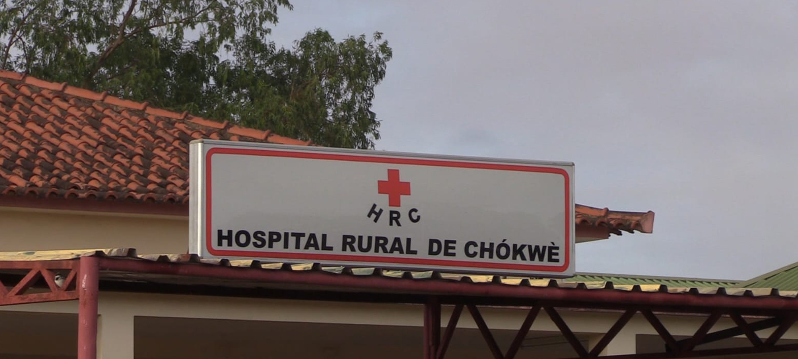 Hospital Rural de Chókwè inunda devido a infiltração de água - O País ...