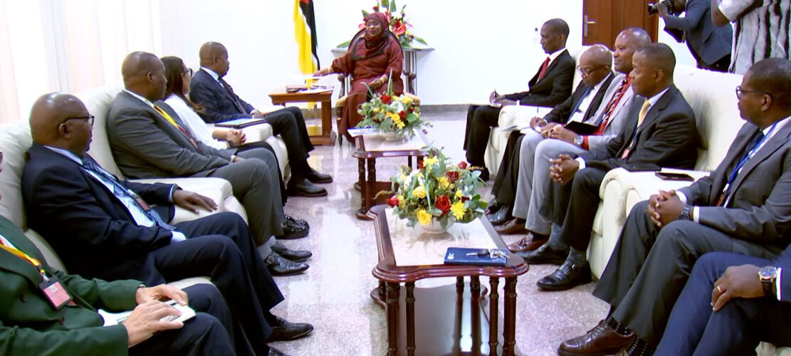 Política - O País - A verdade como notícia