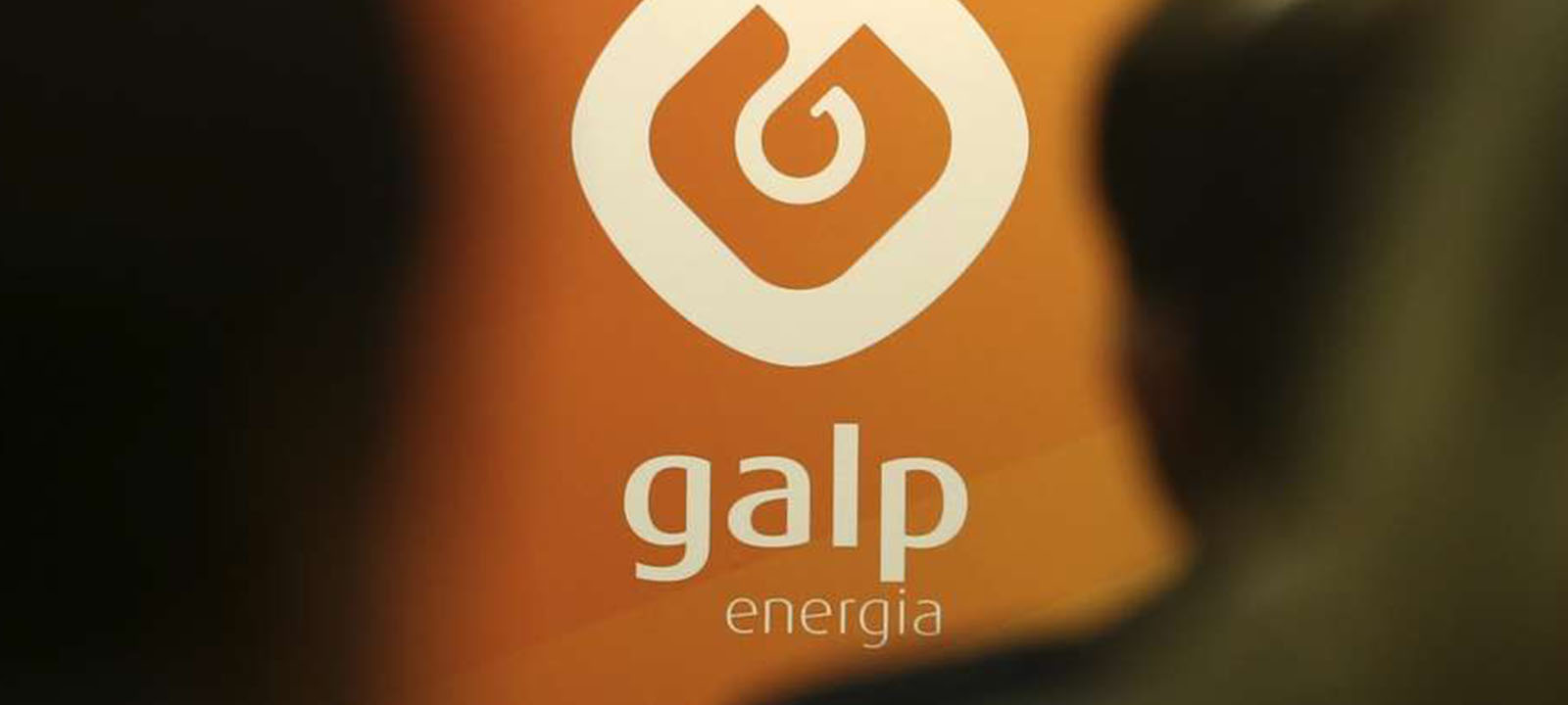 Governo não recua e aguarda mais-valias devidas pela Galp - O País - A verdade como notícia