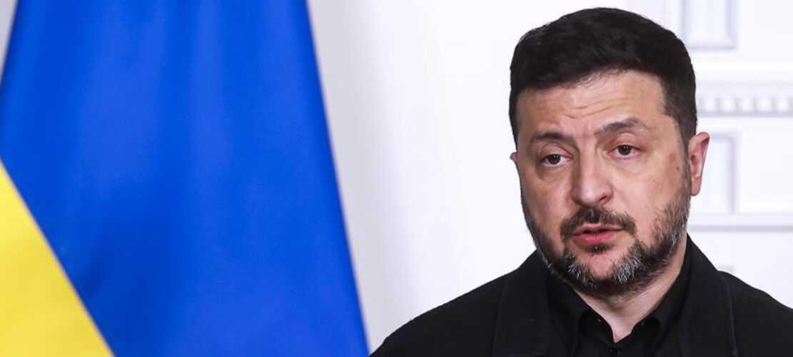 Zelensky acusa Rússia de “terrorismo nuclear” 40 anos após Chernobyl ...